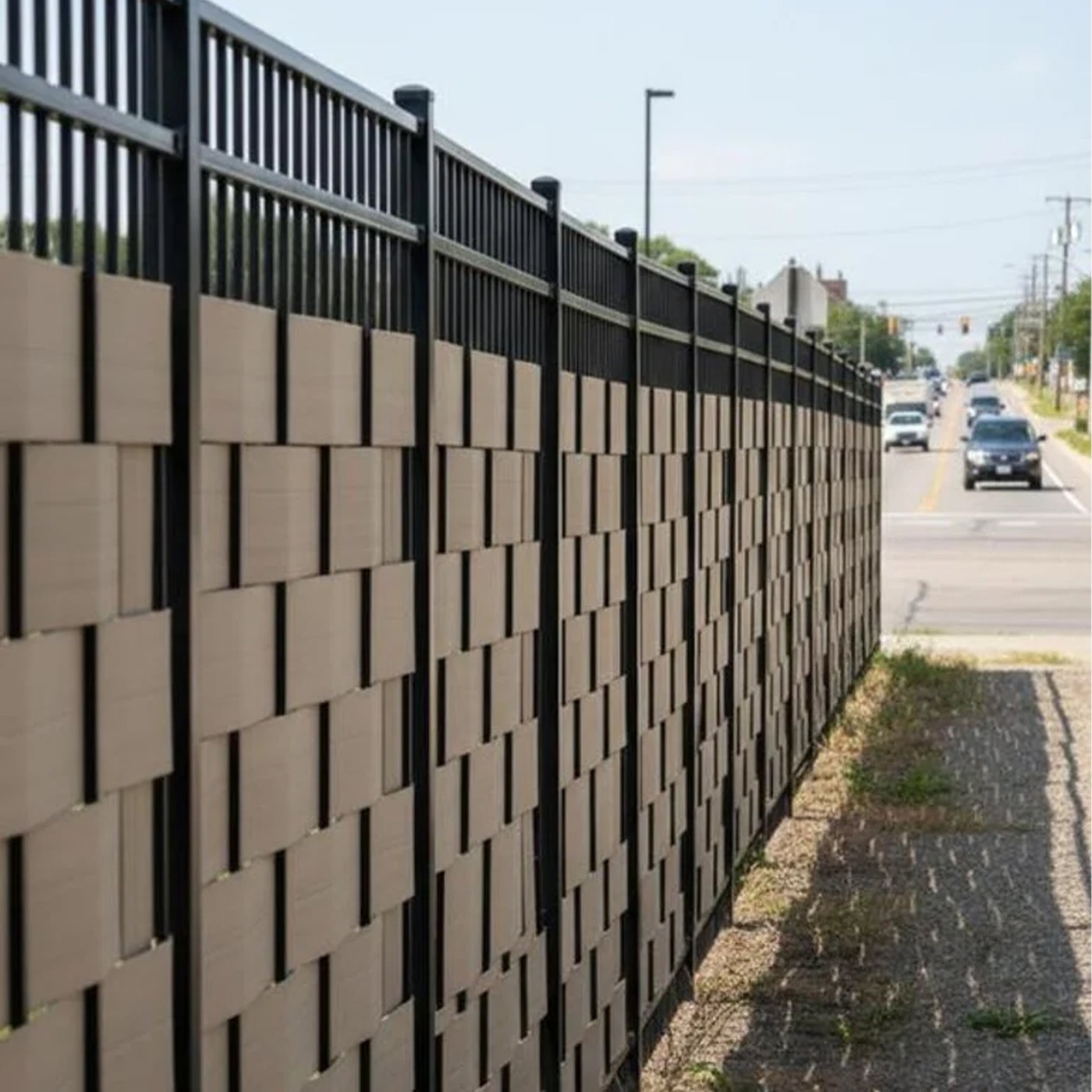 AlumiWeave Brown Privacy Fabric for Aluminum Fencing (6" x 350' Roll ...